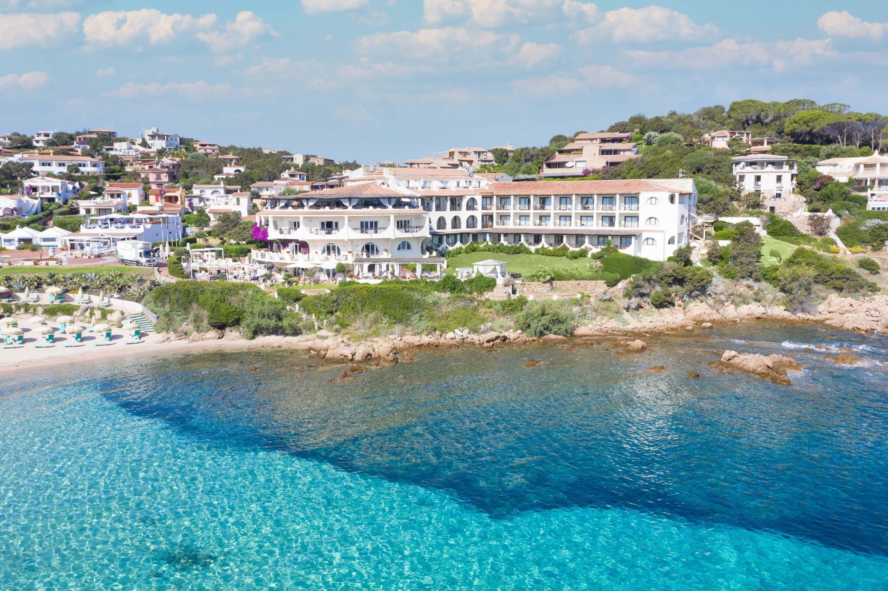 Club Hotel - Official Site - Baja Sardinia