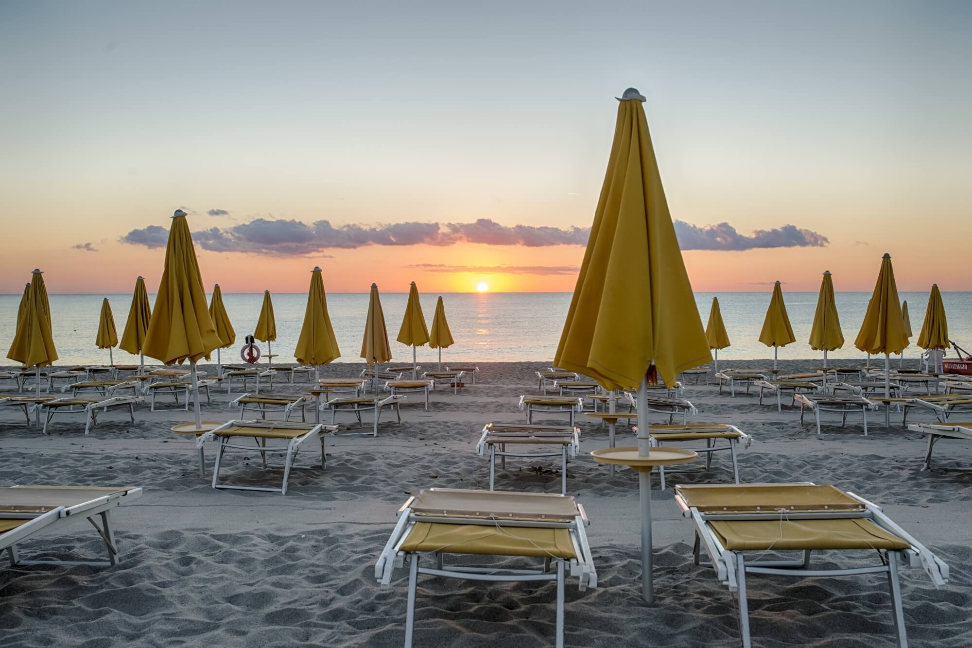 Beach and swimming pool in Marina di Cardedu | Perdepera Resort 4*