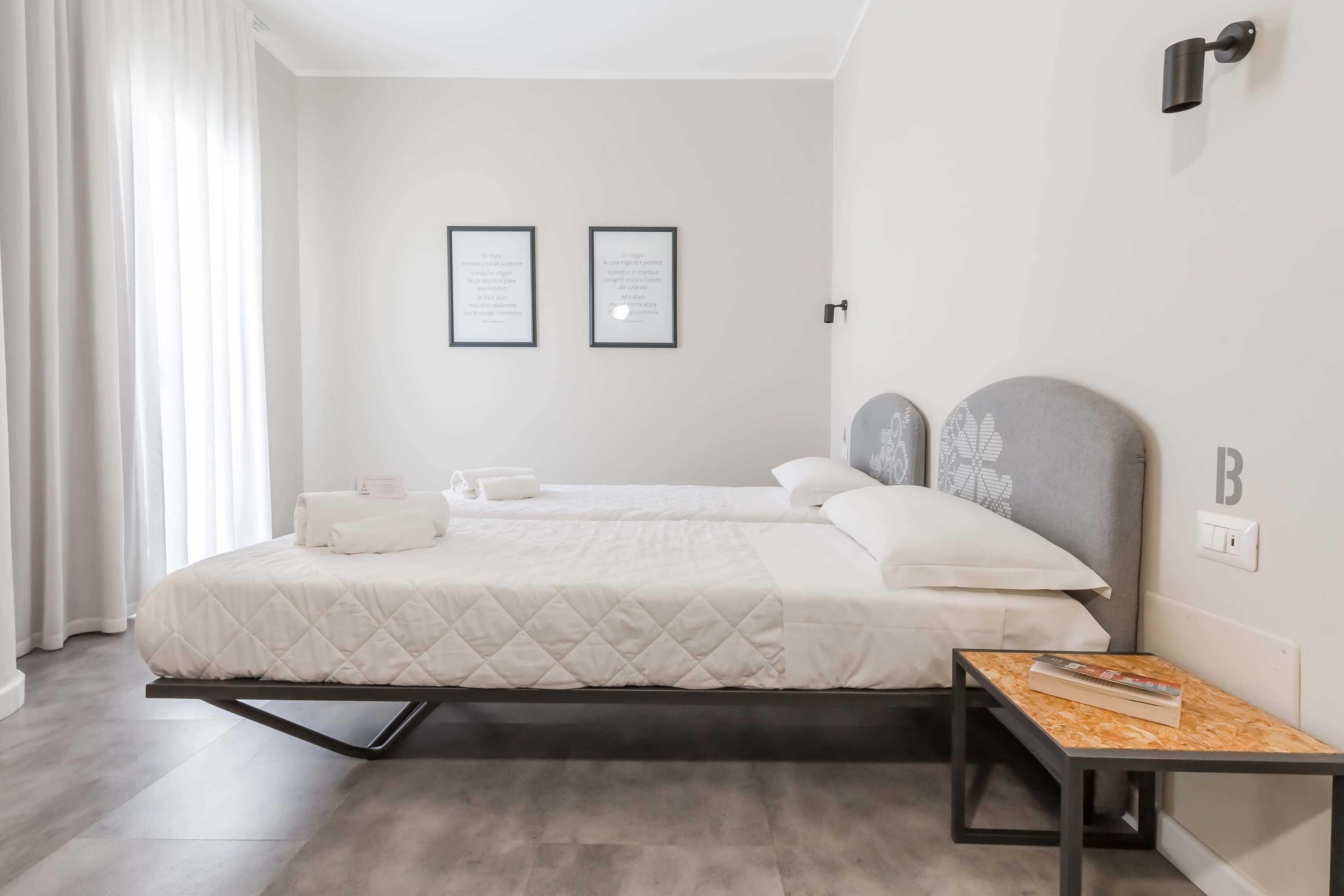 Camera matrimoniale/doppia privata del Piccolo Catalunya Hostel